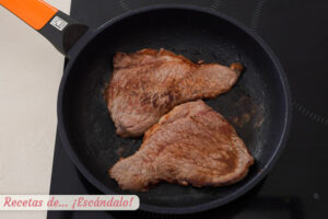 Ternera strogonoff o stroganoff, una carne en salsa con champiñones ...